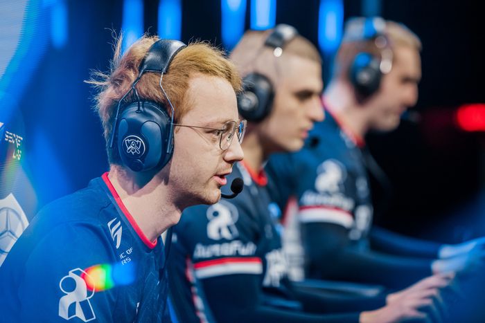 Rekkles chỉ ra lí do LMHT khu vực LEC - LCS không thể sánh kịp với LPL và LCK