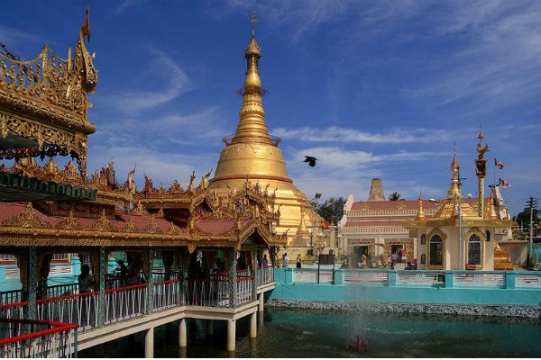 Chùa Botataung ở Myanmar: Di tích kiến trúc Phật giáo cổ kính nhất - Mytour