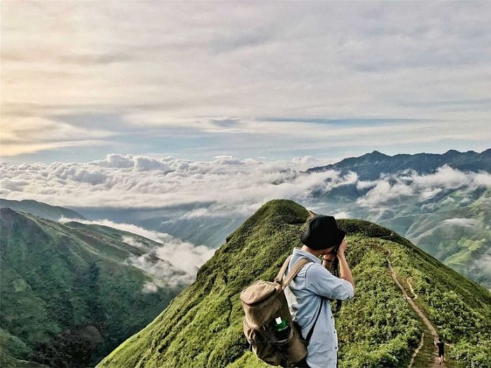 Du lịch bụi: Khám phá ý nghĩa và những kinh nghiệm hữu ích - Mytour