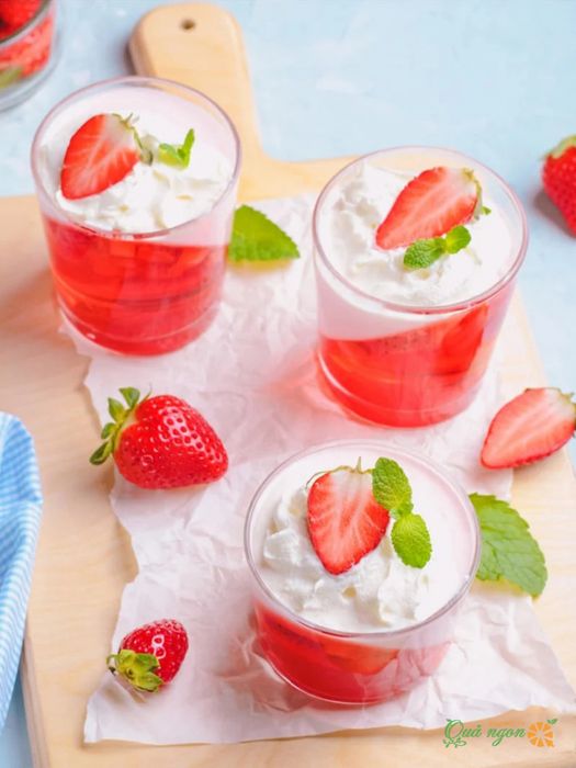Làm Món Tráng Miệng Parfait Jello Dâu Tây - Mytour