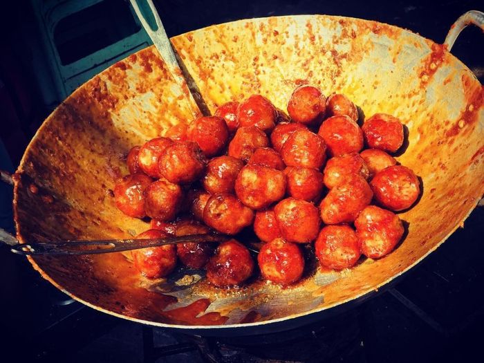 Khám phá 5 địa điểm bánh rán ngon khó cưỡng khi bạn ghé thăm phố cổ Hà ...