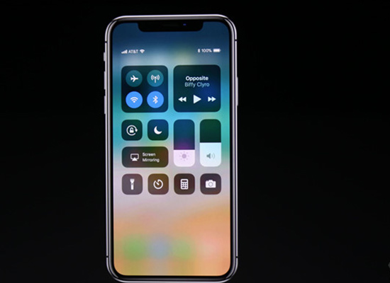 So sánh cấu hình giữa iPhone X và Galaxy Note 8 - Mytour