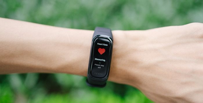 Bí quyết đo nồng độ oxy trong máu (SpO2) trên OPPO Band - Mytour