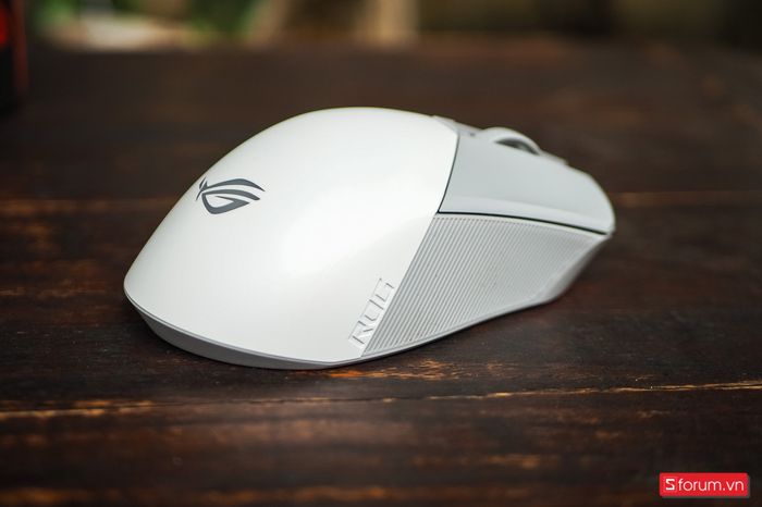 Exploring the ASUS ROG Gladius III Wireless Aimpoint: 36,000 DPI ...