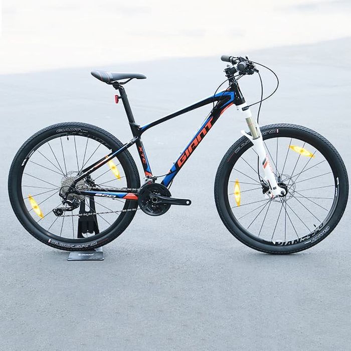 Khám phá đặc điểm nổi bật của dòng xe đạp thể thao Giant XTC và giá cả