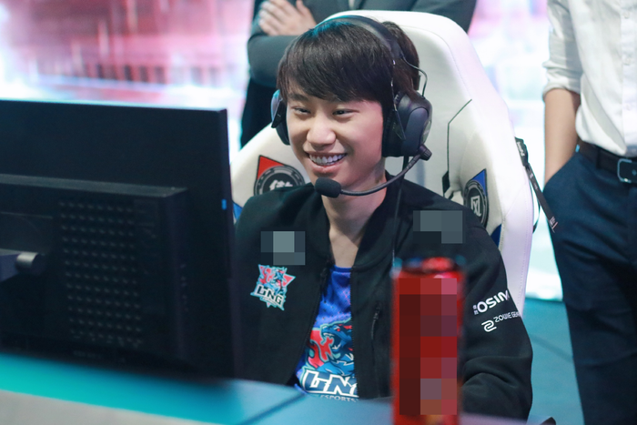 Doinb tỏ ra quả quyết với việc phiên bản hiện nay là điểm mạnh của anh, cam kết đưa đội LNG góp ...