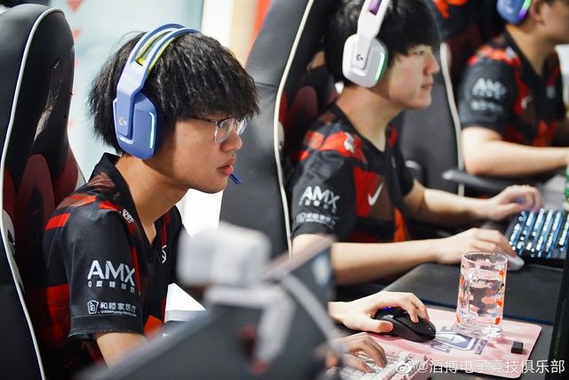 'Vị vua của những lời đồn' Doinb khẳng định RNG sẽ gặp thất bại trong vòng playoffs, nói về ...
