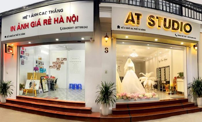 Discover the Top 4 Instant Photo Studios in Long Bien District, Hanoi - Mytour.vn