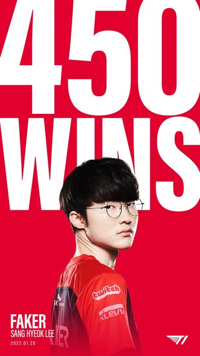 Faker brings Tryndamere back to the mid lane in an LCK match after 2967 ...