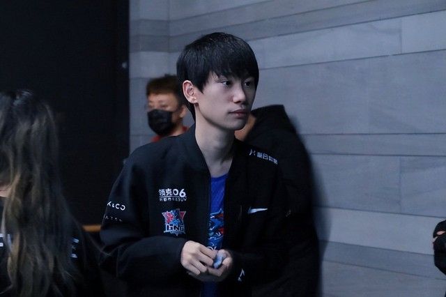 Doinb receives heavy penalty for disclosing LPL internal information