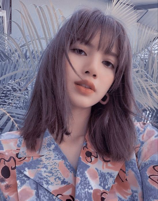 Discover the most stunning images of Lisa Blend