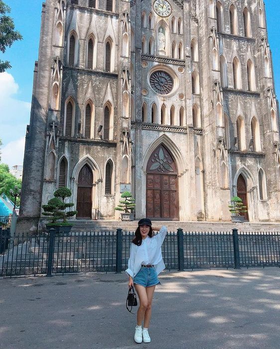 Discover the Trendy Cathedral View at Eden Coffee - Mytour Spotlight