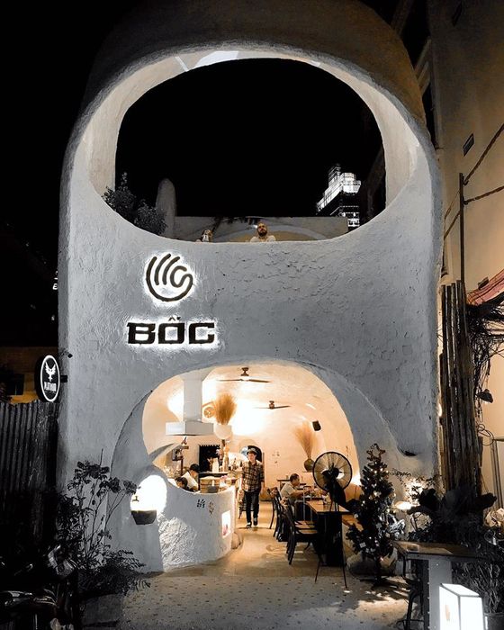 Discover the 6 most charming Santorini-themed cafes in Saigon - Mytour