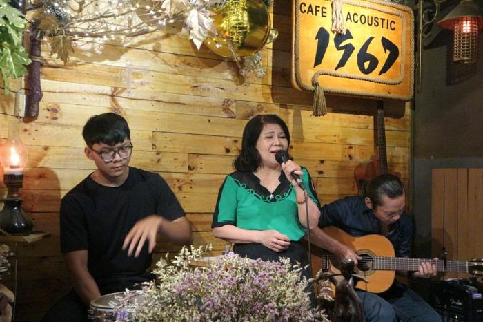 Top 12 Most Romantic Acoustic Cafes in Saigon - Mytour.vn