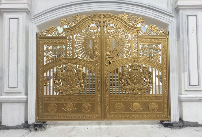 The Most Beautiful Villa Gates of 2024