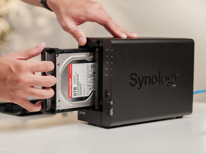 Trải nghiệm bộ lưu trữ mạng Synology DS220+ với ổ cứng WD Red Plus