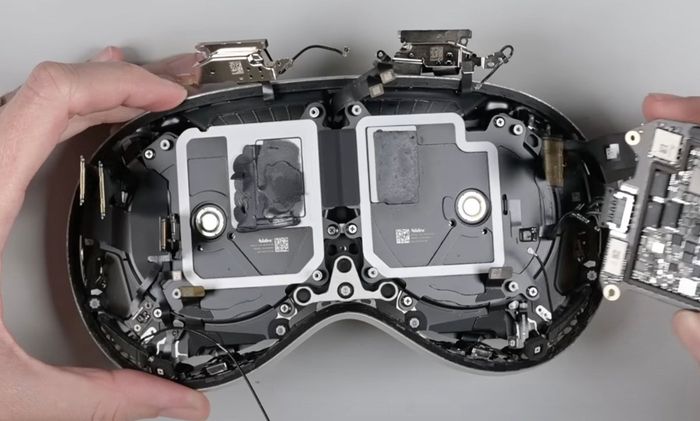 iFixit: Kích thước của mỗi điểm ảnh trên màn hình Apple Vision Pro giảm ...