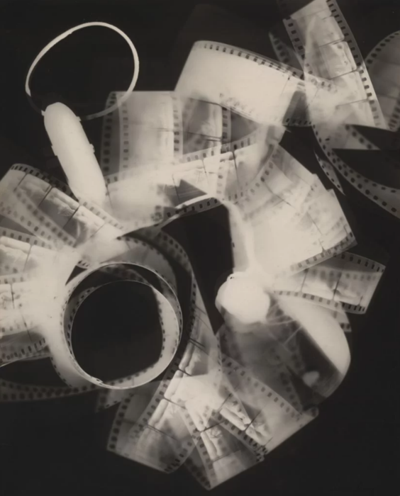 [Xem ảnh của ai trong tuần này?] Khám phá bí ẩn trong những tác phẩm ...