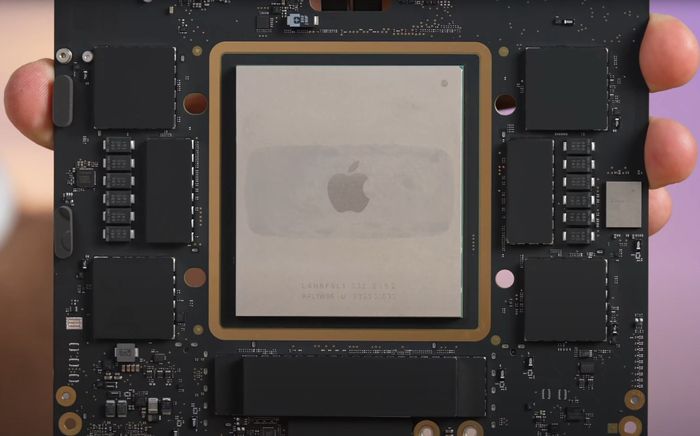 Kích thước của Apple M1 Ultra lớn hơn gấp ba lần so với CPU AMD Ryzen
