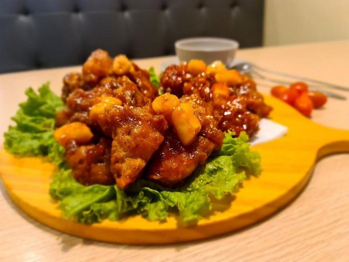 Top 10 Places for Delicious Chicken Dishes in Saigon - Mytour.vn