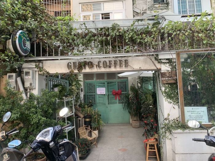 Top 12 Most Beautiful Coffee Shops in Hoang Cau, Hanoi - Mytour.vn