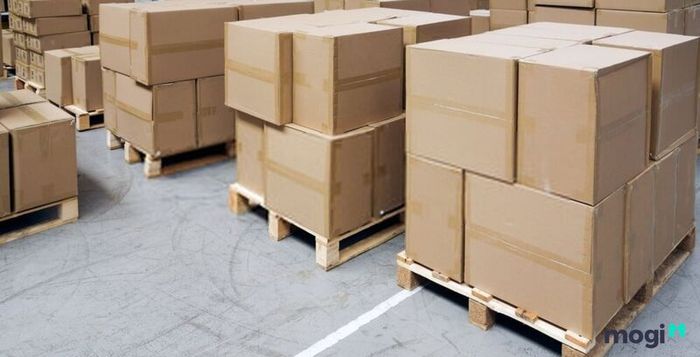 Pallet là gì? Cấu trúc, lợi ích và giá cả của các loại pallet phổ biến