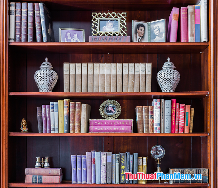 Simple yet beautiful ways to arrange your books