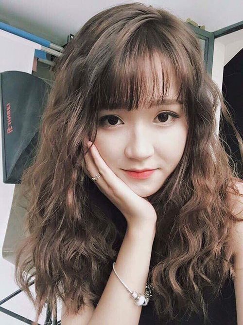 Explore the Most Gorgeous Curly Hairstyles in 2024