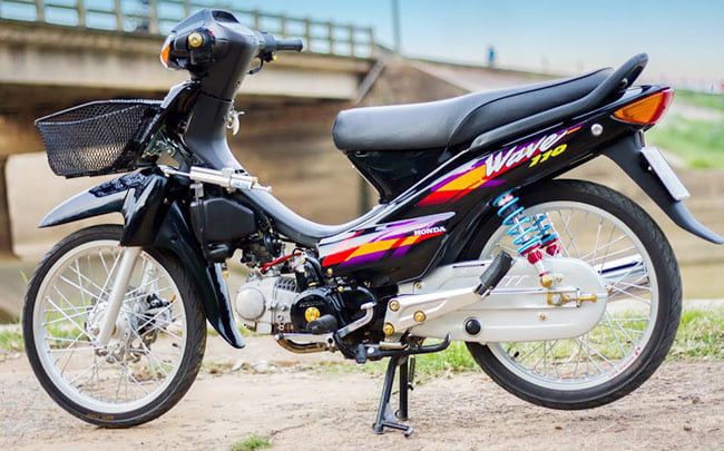 Captivating Images of Customized Wave Scooters