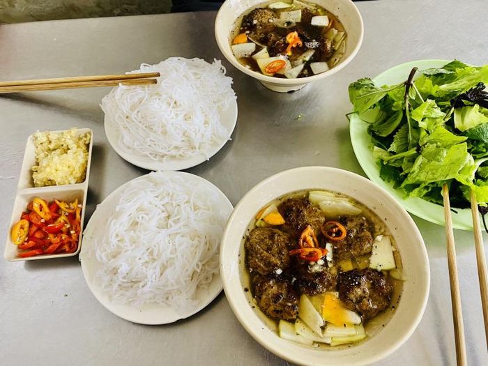 Top 8 Best Bun Cha Restaurants in Hai Ba Trung District, Hanoi - Mytour.vn